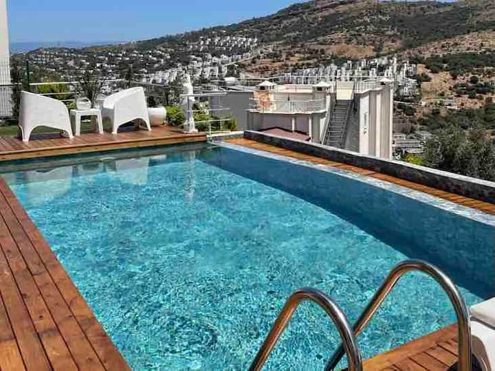 Bodrum Gündoğan'da öZel Havuzlu Lüks Villa - Gündoğan