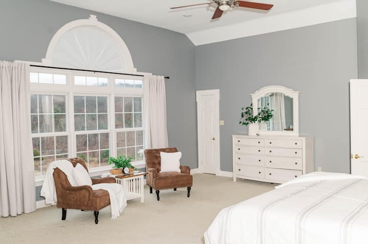 Spacious Vacation Home 
In Elliottsburg, Pa - Little Buffalo State Park, Newport