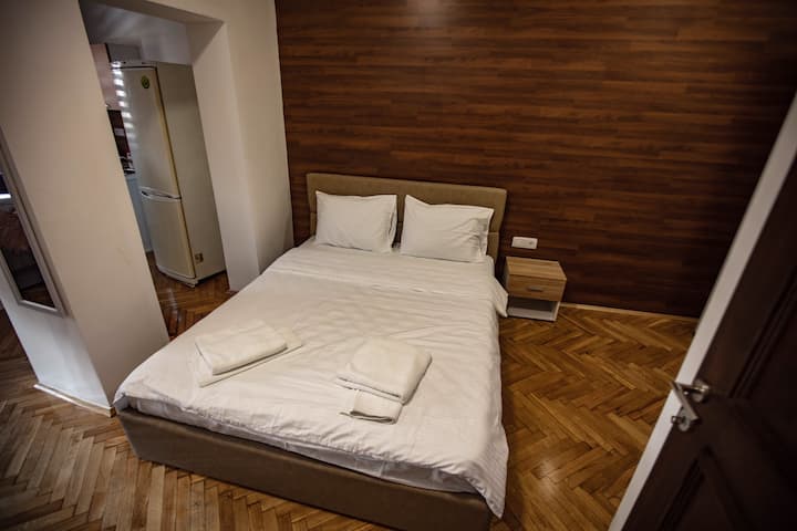 Maximus Apartments  1 - 니슈