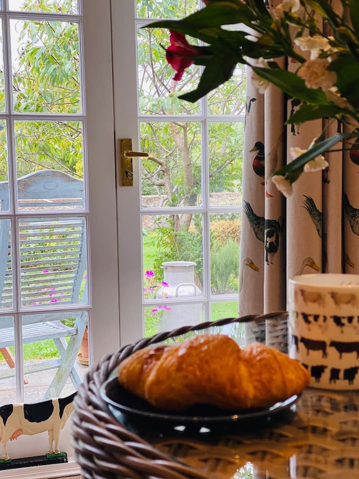 The Old Dairy - The Best B&b By Far! - Midhurst