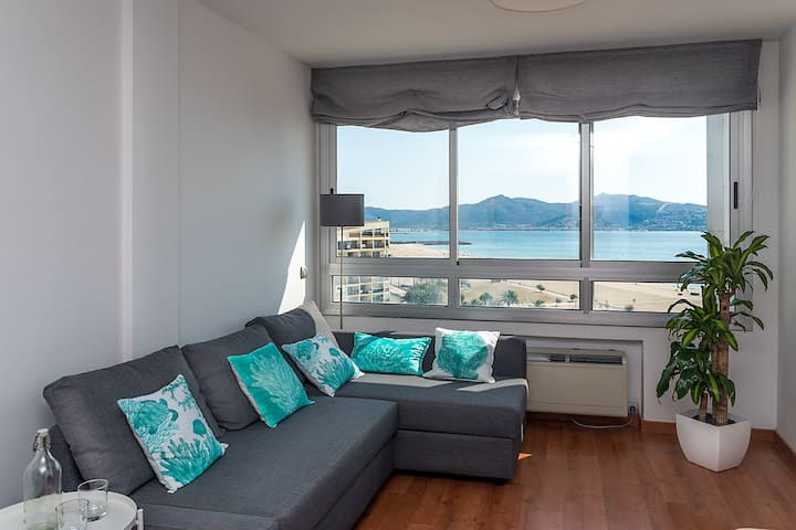 Primera Línea Playa - Apartamento De Diseño - Ampuriabrava