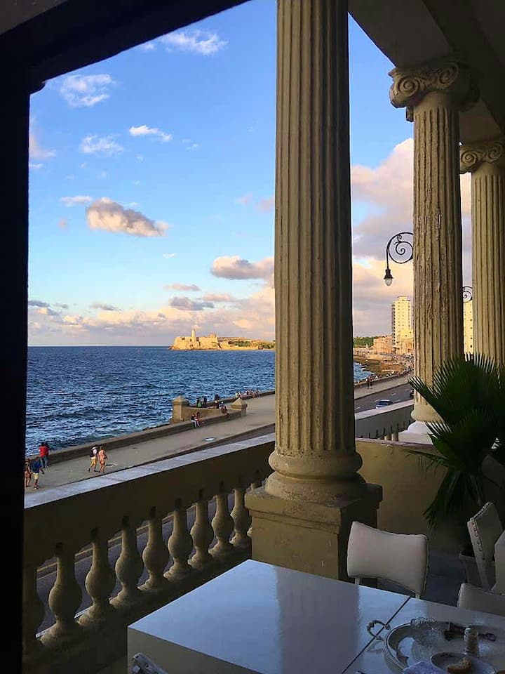 Espectacular Apartamento Frente Al Mar No Blackout - Havana