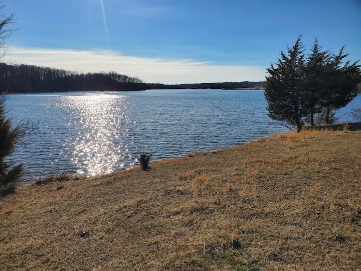Cozy Farm Getaway On Lake Anna - アンナ湖, VA