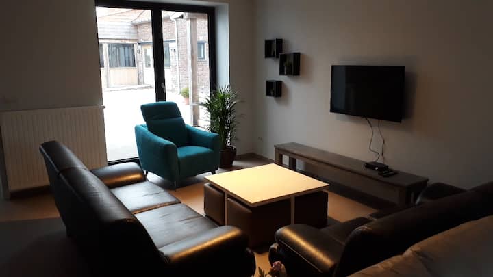 Vakantiewoning De Elzenhoeve: 16 Personen - Torhout