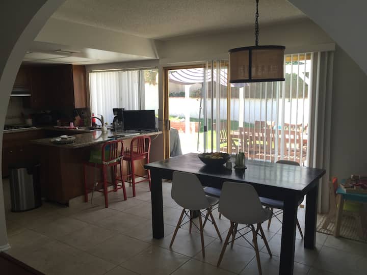 Thousand Oaks Beauty - Thousand Oaks, CA