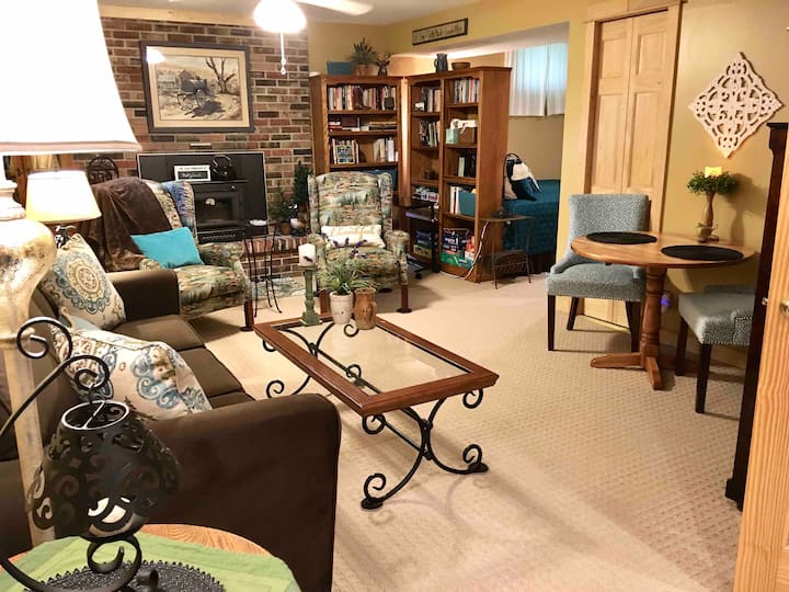 Cozy Country Feel For A Great Getaway, Prior Lake - Prior Lake, MN