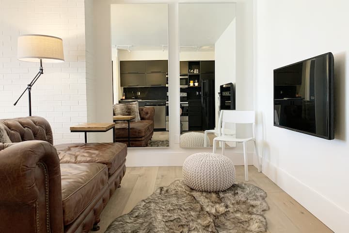 Casual Denver & Capital Hill Luxury | Long Term - Denver, CO