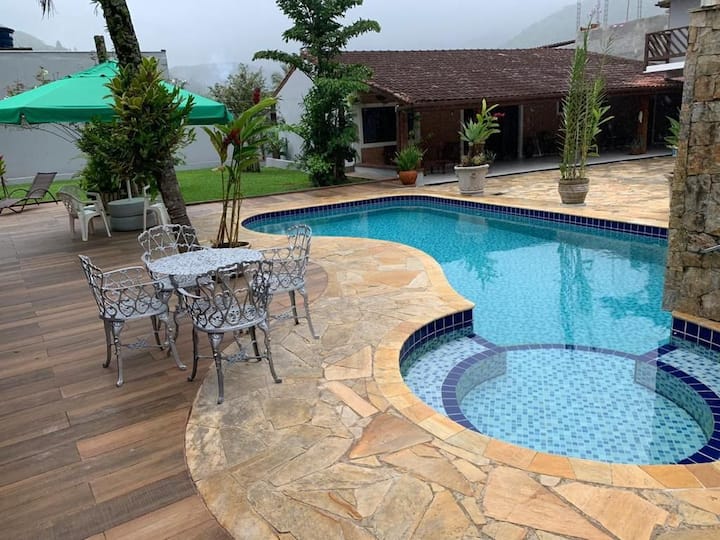 Casa Paschoali 06 Dorm/piscina Enseada Santa Rita - Ubatuba