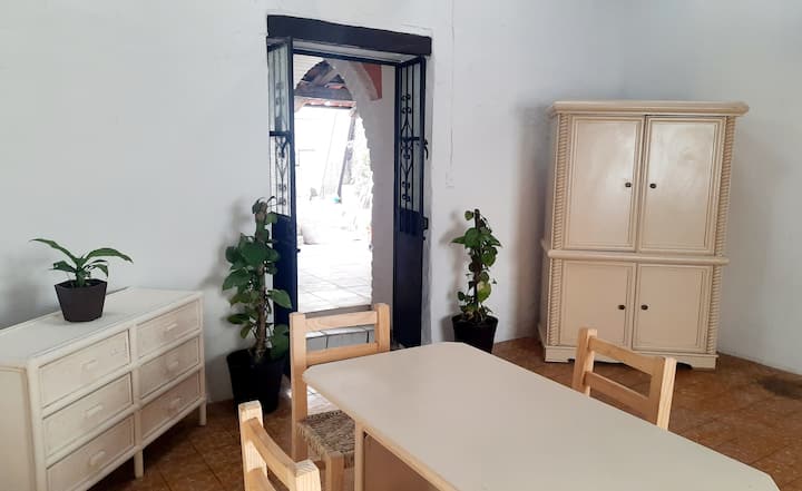 Habitación 5 Con Acceso A Patio, Cocineta Y Baño - Puerto Vallarta
