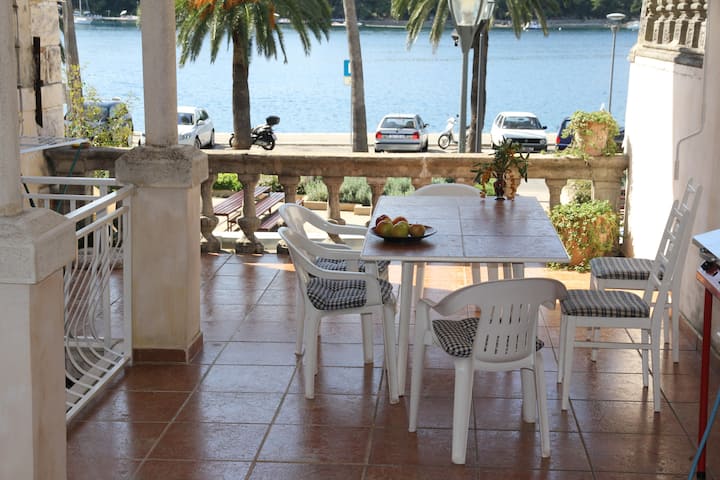 Seafront,charming,old House Rijavec - Cavtat