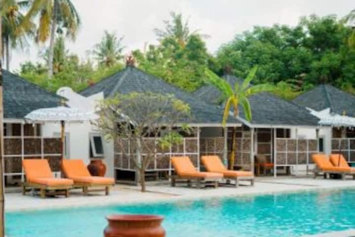 8 Pax 4 Units Rooms Less Villas Ottalia Gili Meno - Islas Gili