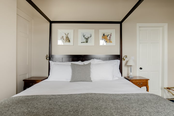 Georgian Townhouse In Kinsale Town Centre - Kinsale