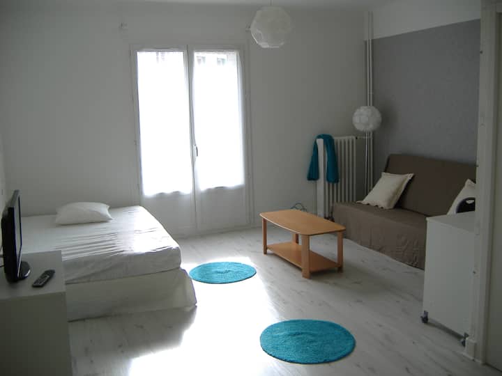 L Ile Aux Enfants - Vichy