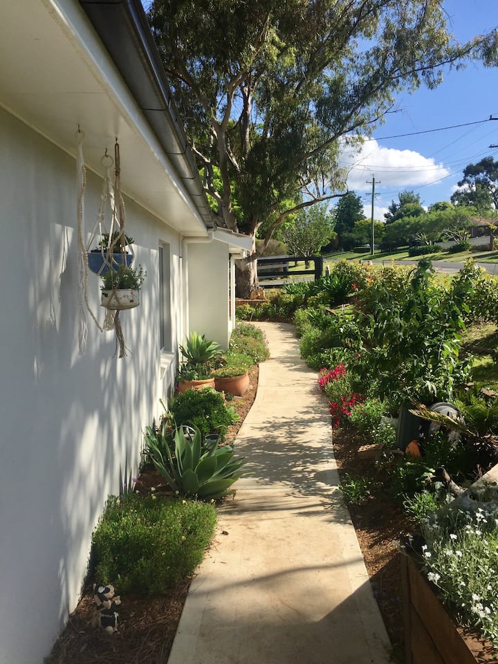 Highlands Riad Retreat  Moss Vale - Southern Highlands