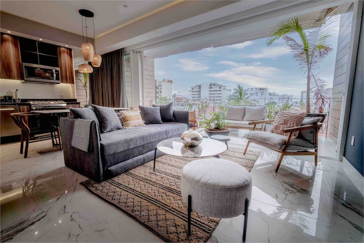 New Luxury Design Apartment, Best Location - Conchas Chinas