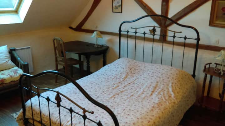 Chambre Privative Dans Maison Dédiée Aux Hôtes. - Villeneuve-sur-Yonne