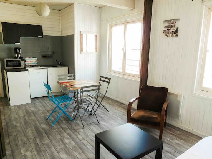 Joli Studio De 25m2
Au Bord De La Plage De Royan - Royan