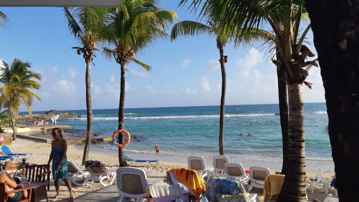 Maeva Flat T3  Avec Piscine Et Plage Privée - Saint-François