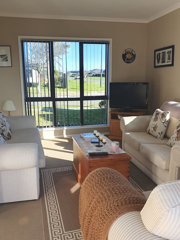 Te Awa Retreat Napier. Spacious Family Home. - Napier, New Zealand