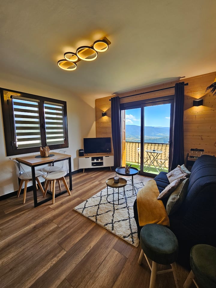 Coquet Appartement 2 Chambres En Centre-ville - Bolquère