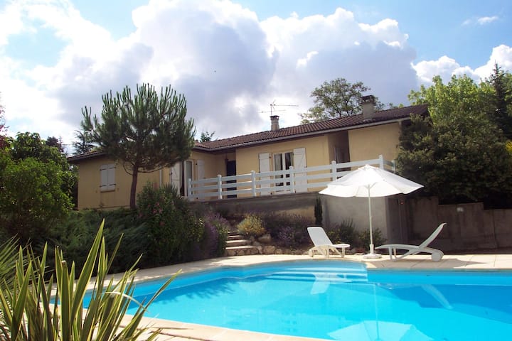Appartement Au Rez-de-chaussée. - Gimont