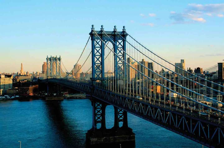 Charming Penthouse Brooklyn Apartment - Brooklyn, NY