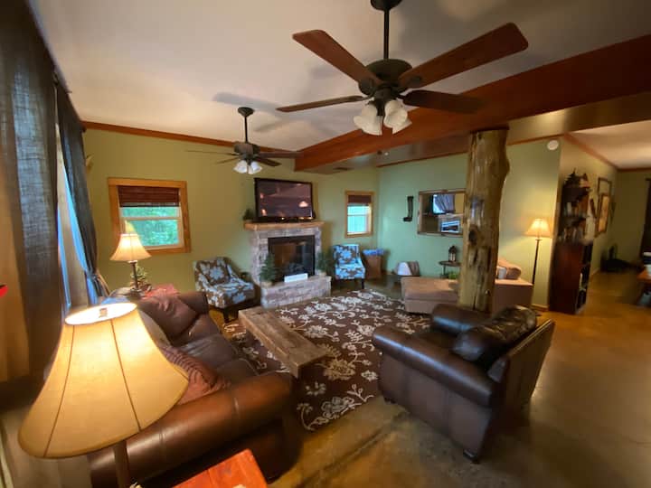 Refuge Cabin - A Luxe/rustic Mountain Top Retreat - Merlefest