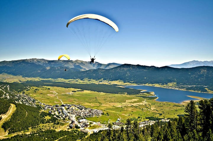 Apt  Face Au Lac Et Aux Montagnes - Les Angles
