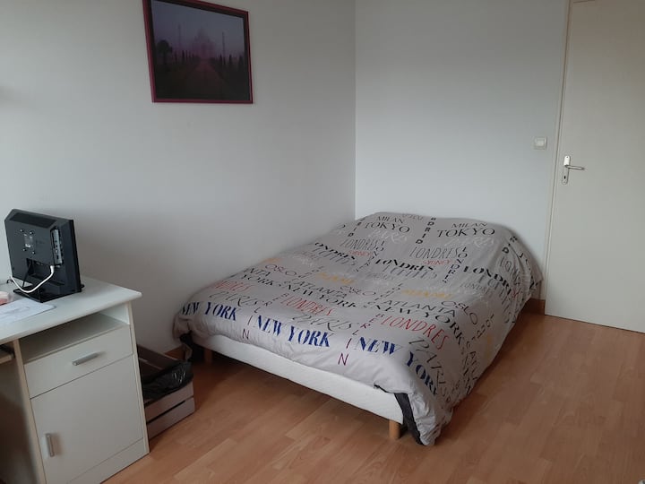 Chambre Chez L'habitant De 11m² Chez L'habitant - La Rochelle