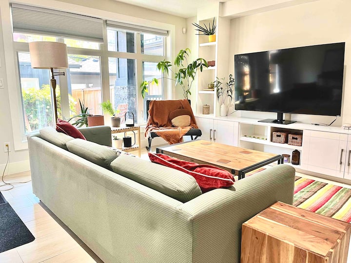 Comfy Walk-out Suite In Walkable Kensington Area - Calgary