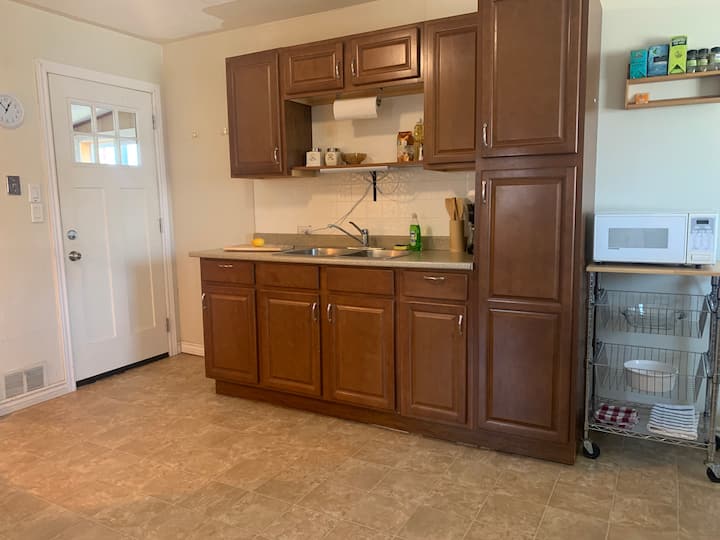 The Nest - Practical 2 Bed Suite - Greater Sudbury