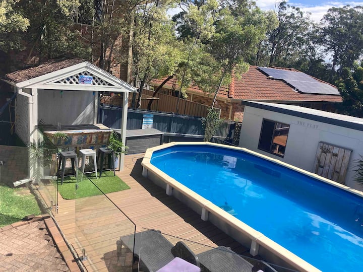 “Escape” @ Kincumber - Gosford