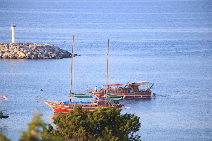 Kyrenia Marina Seaview Penthouse - Girne