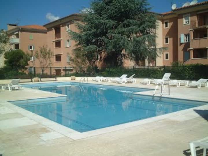 Appartement T3 (Piscine, Terrasse, Jardin) - Saint-Tropez