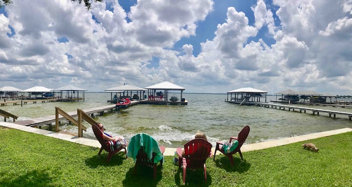Cottage On Lake June In Lake Placid, Florida - Lake Placid, FL