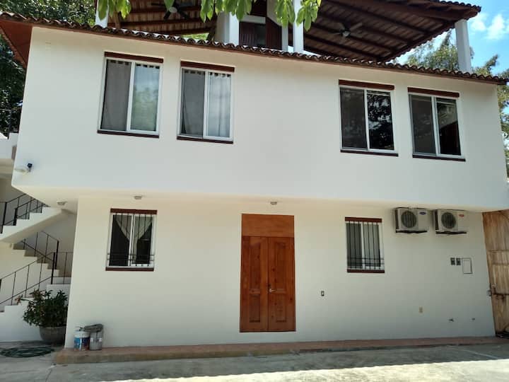 # 2 Liindo Depa A Solo Una Cuadra De La Playa - Zihuatanejo