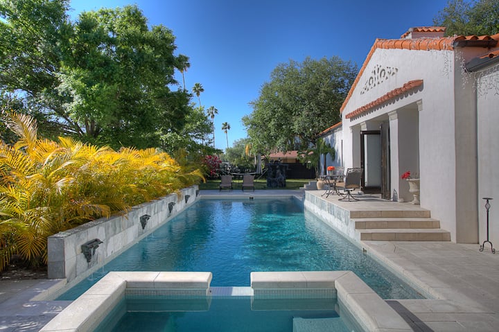 Mansion Near Convention Center/tampa/davis Islands - Tampa, FL