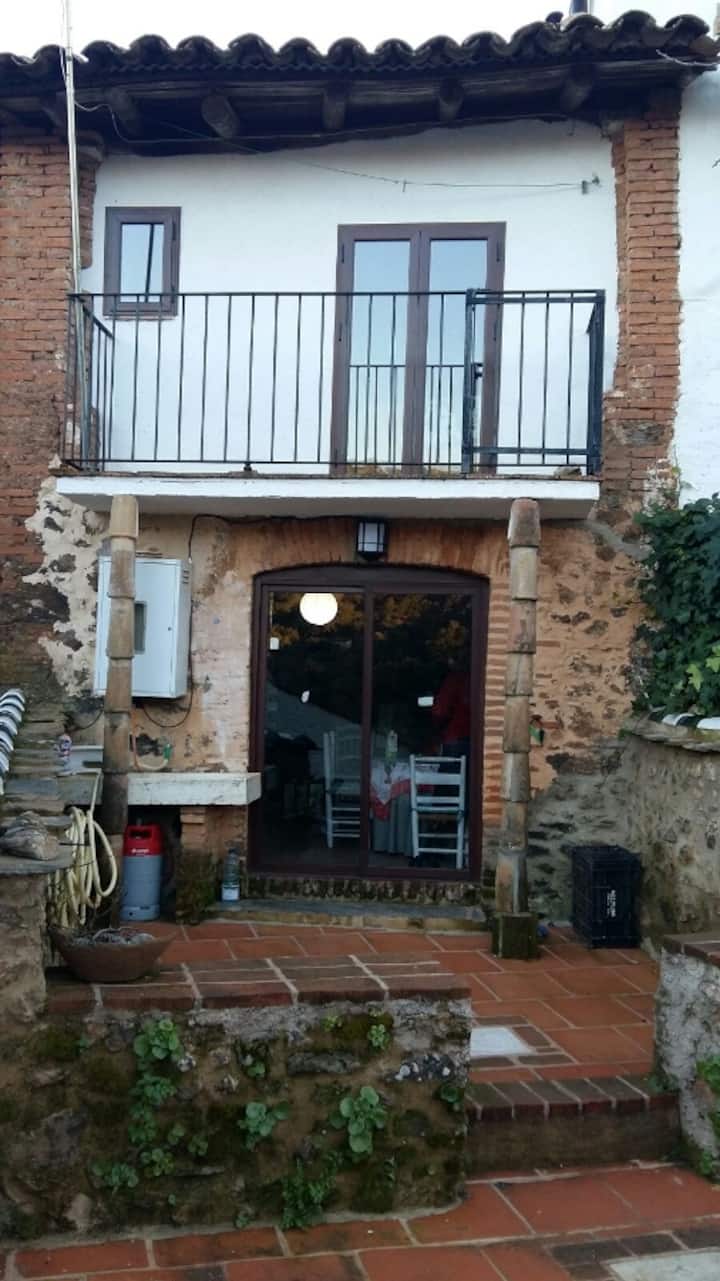 Antigua Casa De Pueblo Restaurada - Alájar