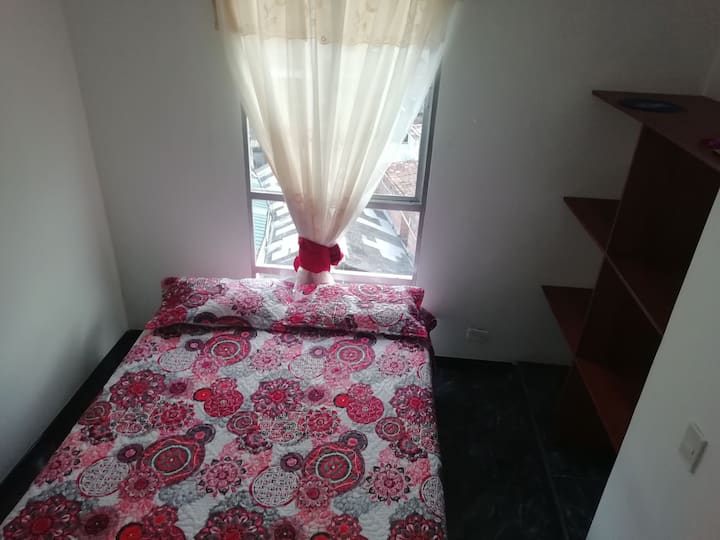 Buena Vibra House - Medellín