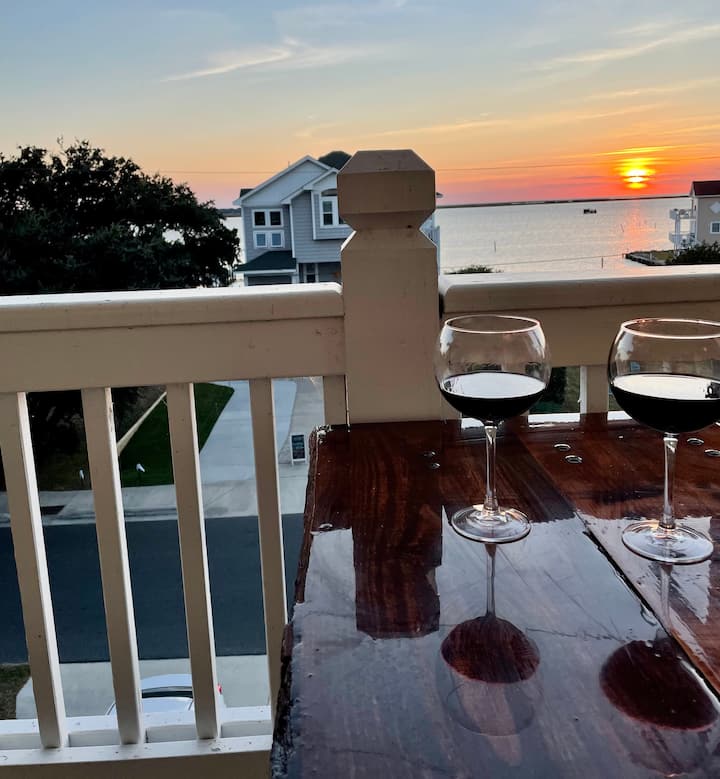 Bayside Family Beach House Retreat At Wind'n Sea - Kill Devil Hills, NC