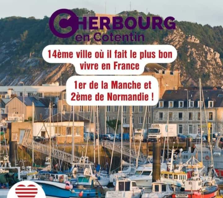 Boat In Cherbourg - Cherbourg-Octeville
