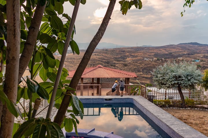 Hermosa Villa Y Bungalow: 12 Personas En Texcalpan - Tlayacapan