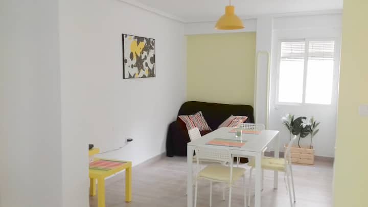 Comfortable Cute Flat Center Wifi/ac - Tabernes Blanques
