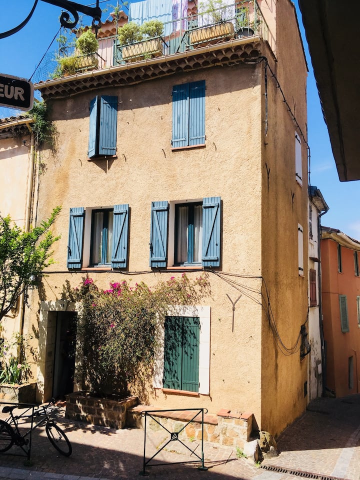 Maison De Village La Garde / Proche Plages Hyères - La Garde
