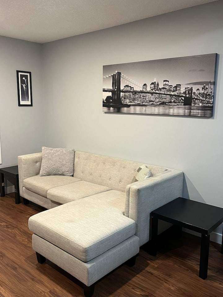 Awesome Private Room Near Yyc - Calgary
