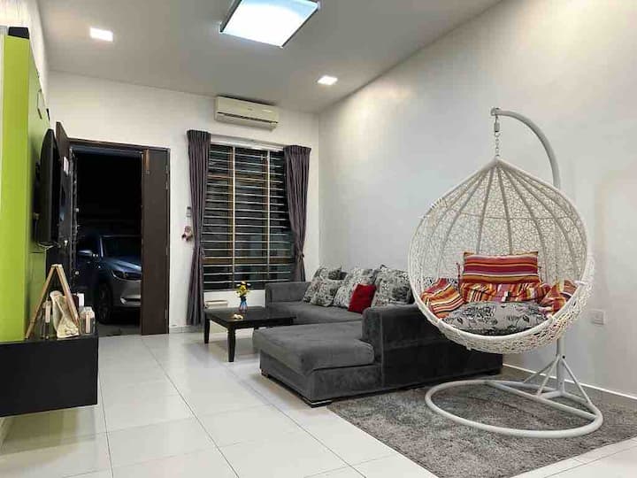 简·民宿(居銮绿园)J•home (Kluang Indah) - Kluang