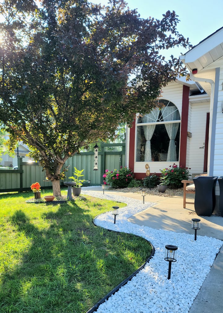 Modern Secondary Suite! - Edmonton