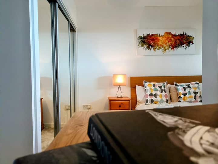 Very Modern Central Edinburgh Apartment - Edinburgh