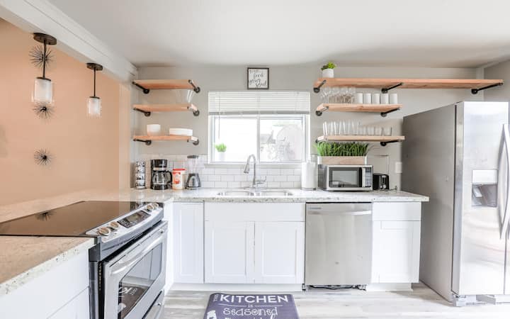 Modern Home Perfect For Vacations In Sparks / Reno - Sparks, NV