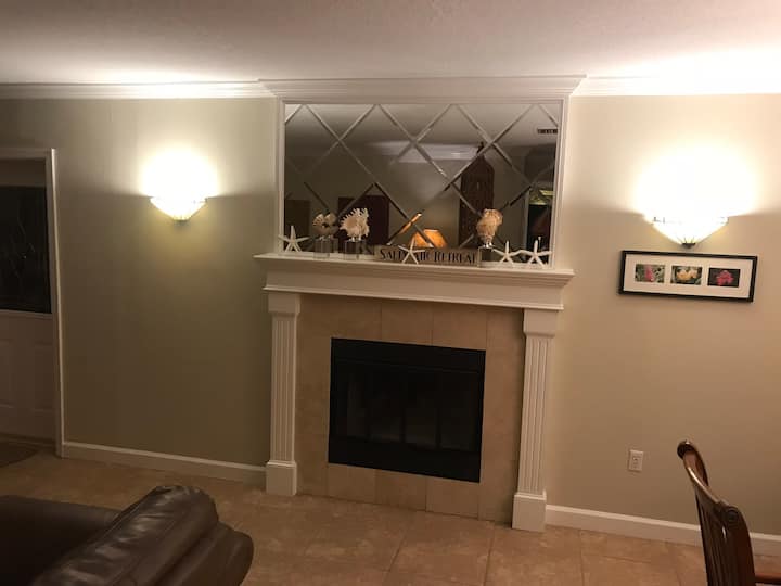 Mermaid Cottage - Dunedin, FL